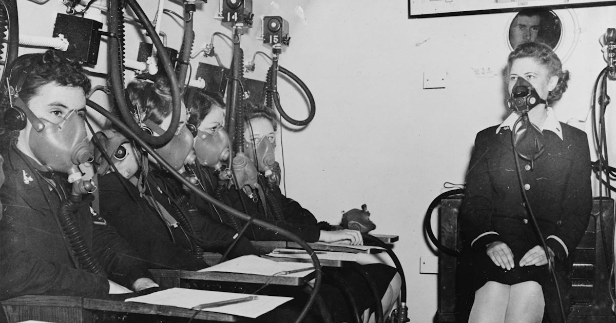WAVES in Low Pressure Chamber at Main Dispensary – Women of World War II